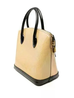 LOUIS VUITTON 2015 Monogram Vernis Lockit Pm Handbag - Neutrals
