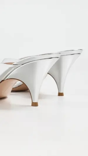 GIANVITO ROSSI Leather Thong Sandals - Silver