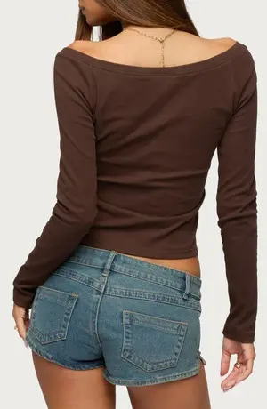 EDIKTED Button Front Knit Top