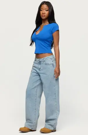 EDIKTED Andria Crop Top
