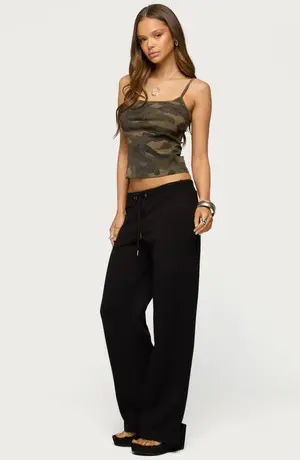 EDIKTED Quinn Straight Leg Sweatpants - Black