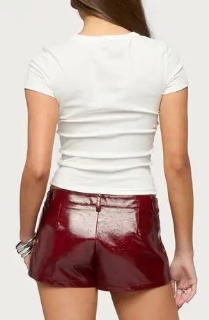 EDIKTED Button T-shirt