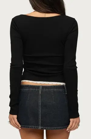 EDIKTED Joana Layered Henley Top - Black