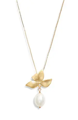 SET & STONES Maeve Pearl Necklace - Gold