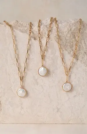 SET & STONES Capri Pendant Necklace - Gold
