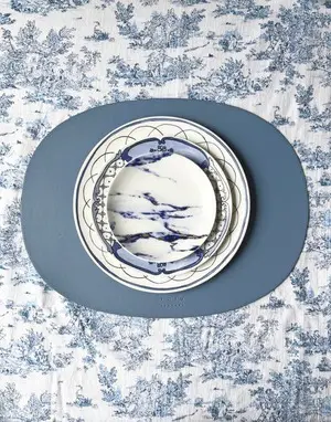 Prouna Marble Azure Canape Plate