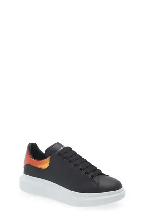 Alexander McQueen Oversized Sole Leather Sneaker - Blue