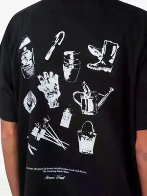 BRAM’S FRUIT Gardening Glove Graphic T-shirt