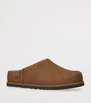 UGG Suede Otzo Clogs - Brown