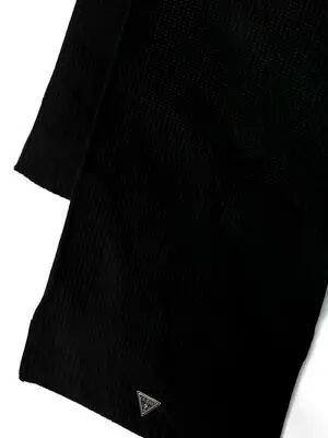 Guess Ribbed Logo Hat And Scarf Set