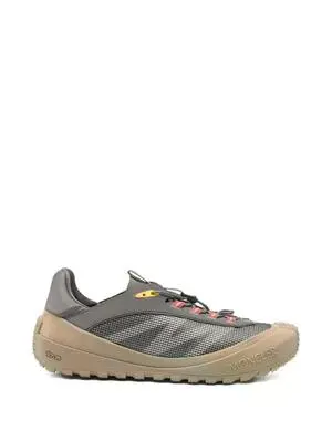 Moncler Trailgrip Lp Panelled Sneakers - Grey