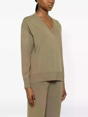 NEERA V-neck T-shirt