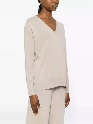 NEERA Long-sleeve V-neck Top