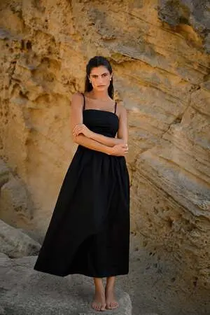 MandiBreeze Rose Dress - Black