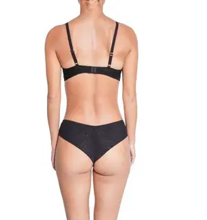 HUIT Desir Lace Tanga