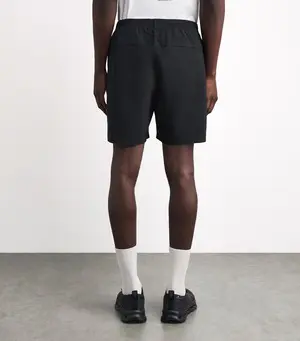 On Focus Shorts - Black