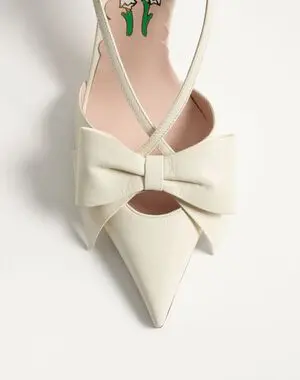 Valentino Garavani Bowow Slingback Pumps - Ivory