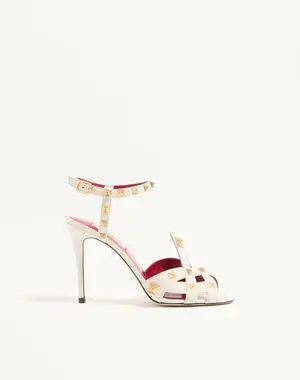Valentino Garavani Studded Kidskin Sandal - Ivory