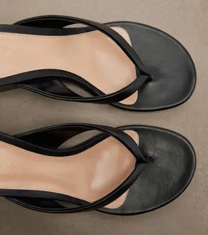GIANVITO ROSSI Leather Wedge Thong Sandals