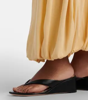 GIANVITO ROSSI Leather Wedge Thong Sandals