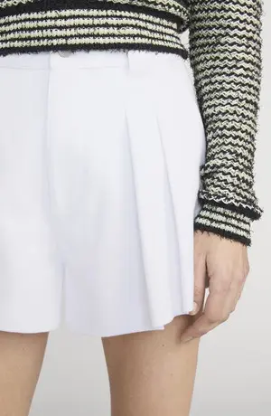 FRAME The Structural Pleated High Waist Shorts - White