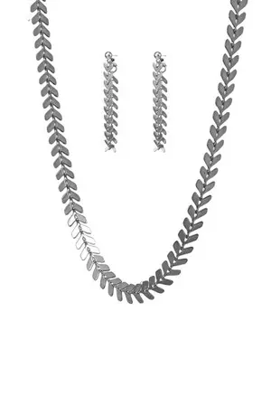 BEARFRUIT JEWELRY Elara Chevron Necklace And Earring Set - Dark Grey