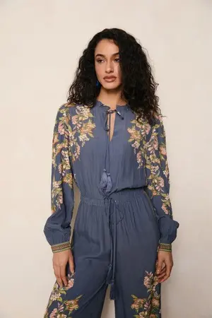 RAISHMA Floral Printed Jumpsuit With High Neckline And Long Sleeves