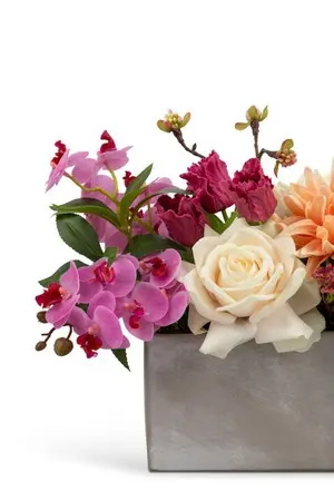 COCOBELLA Francesca Realtouch Mixed Floral Centerpiece