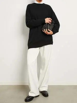 GWYN Classic Cashmere Crewneck
