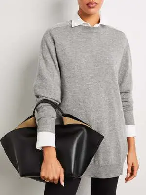 GWYN Classic Cashmere Crewneck