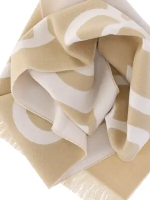 Burberry Reversible Scarf "b Shield - Beige