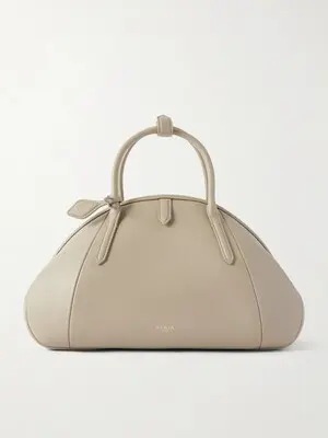 Alaia Handheld Shoulder Bags