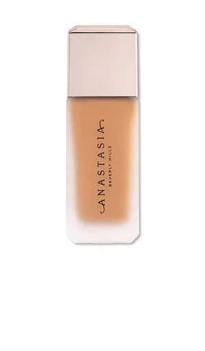 ANASTASIA BEVERLY HILLS Impeccable Blurring Second Skin Matte Foundation - Tan