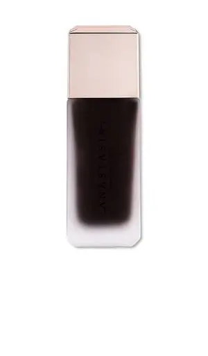 ANASTASIA BEVERLY HILLS Impeccable Blurring Second Skin Matte Foundation - Brown