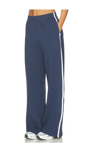 PERFECTWHITETEE Travel Wide Leg Pants