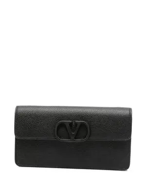 Valentino Garavani Logo Shoulder Bag - Black