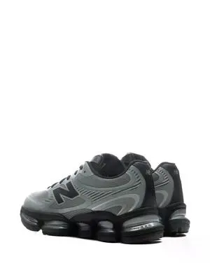 NEW BALANCE Abzorb 2000 Sneakers - Grey