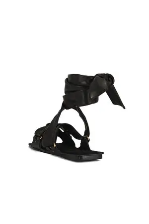 Khaite Boden Tie Flat - Black