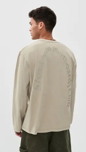 STOCKHOLM SURFBOARD CLUB Greg Back Logo Tee