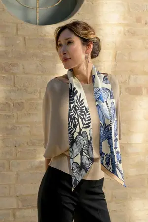 ELIZABETTA Tropicalskinny Silk Scarf