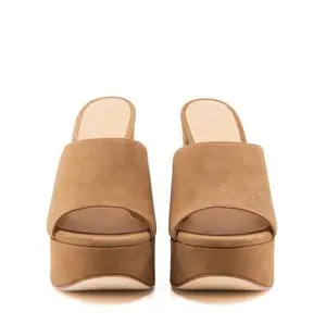 ANDREA GOMEZ Fabiola Platform Slides - Camel