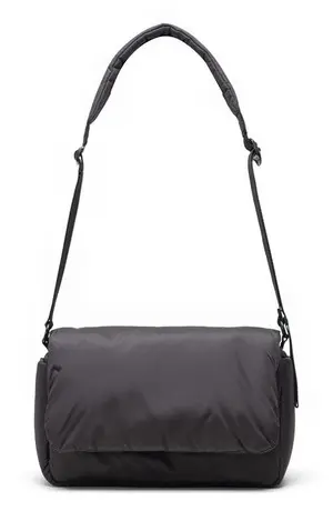 Herschel Supply Co. Cloudform 6-liter Crossbody Bag - Black