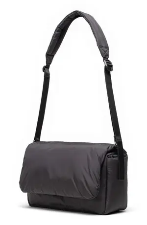 Herschel Supply Co. Cloudform 6-liter Crossbody Bag - Black