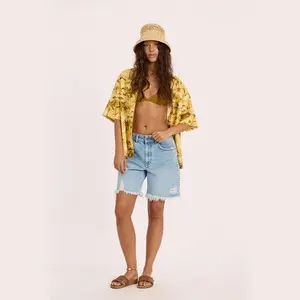 SISSTR REVOLUTION Distant Shores Short Sleeve Woven Top