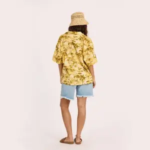 SISSTR REVOLUTION Distant Shores Short Sleeve Woven Top
