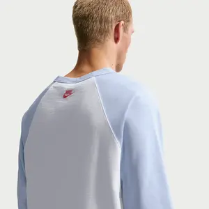 Nike Club 3/4-sleeve Raglan Top