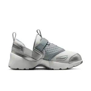 JORDAN Trunner Lx Sneakers - Grey