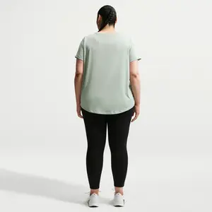 Nike Dri-fit Relaxed Fit T-shirt - Green