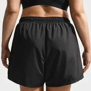 Nike Sportswear Classic Wovens Mid-rise 5" Shorts
