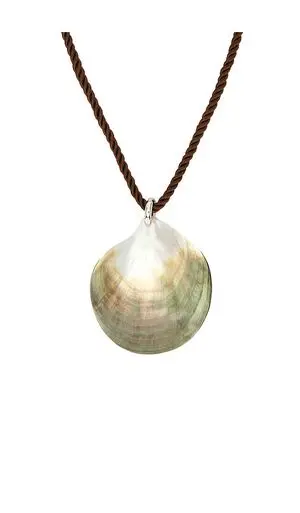 JULIETTA Shell Pendant Necklace